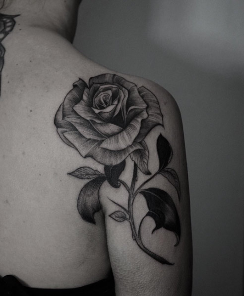 blackwork-rose-tattoo-14 - TatuaggiStyle